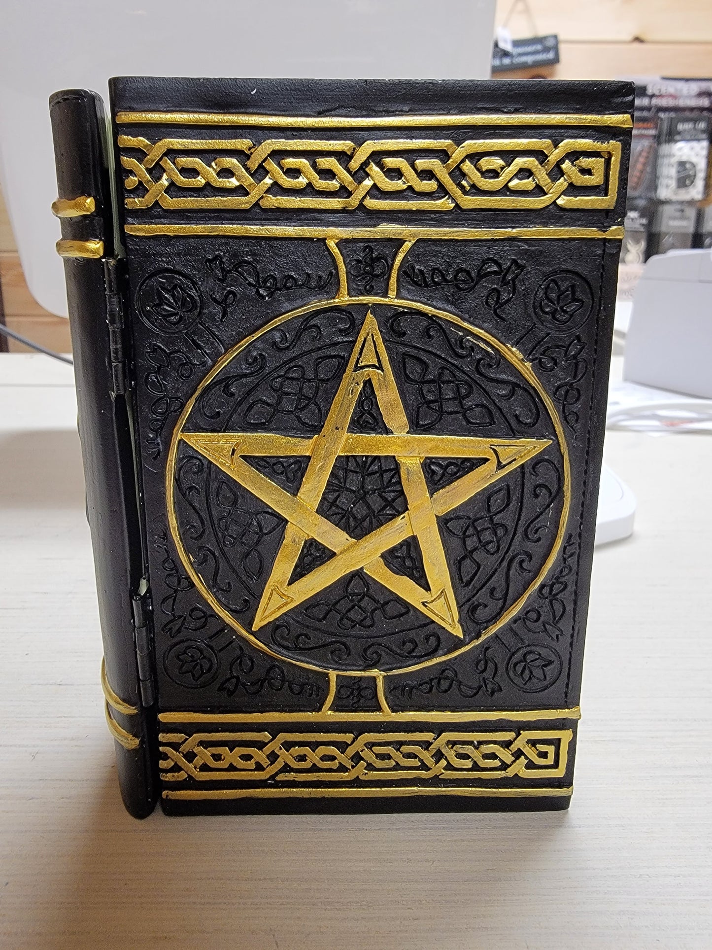 Book Of Spells Tarot Box With Pentegram Design – Divine Intentions